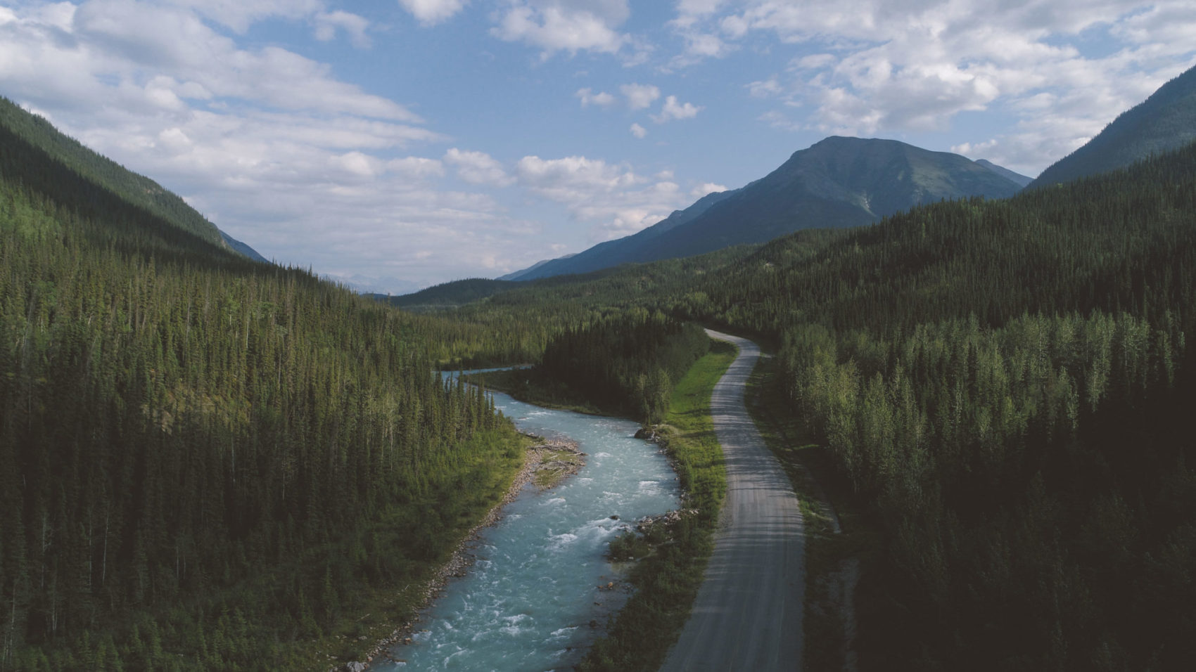 The last frontier : Du Canada à L'Alaska.